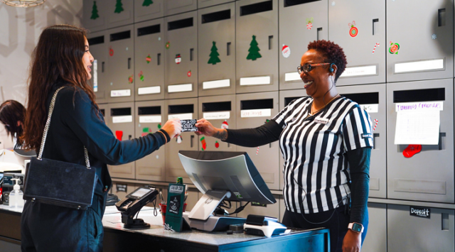 How Foot Locker is stepping up the customer experience with AI - Inside ...