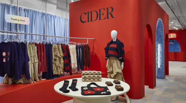 From Shein To Chanel Why We Re In The Age Of Pop Ups Inside Retail Us